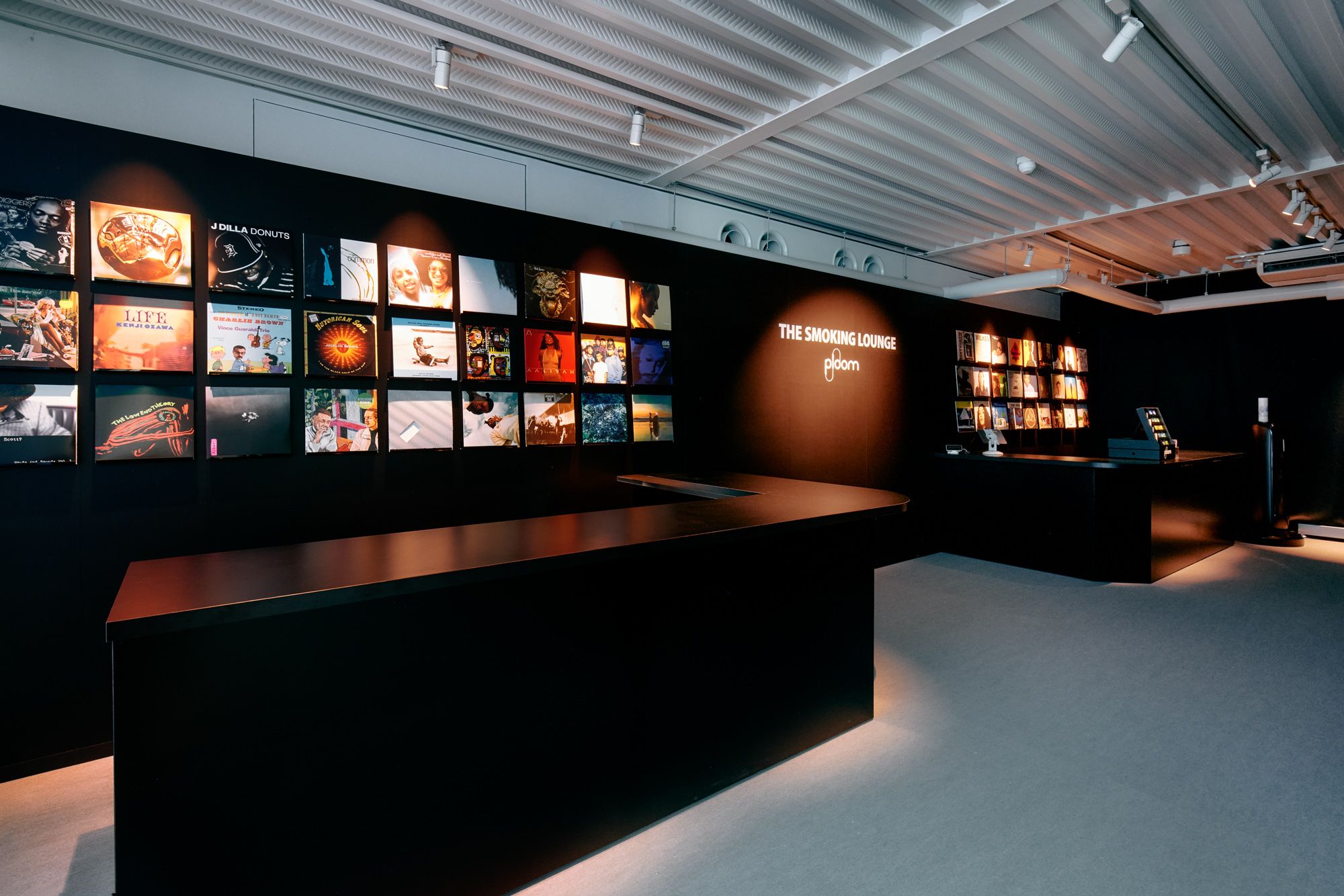 こだわりの音響空間とダイナーが併設された喫煙所『THE SMOKING LOUNGE by Ploom』が1か月限定でオープン